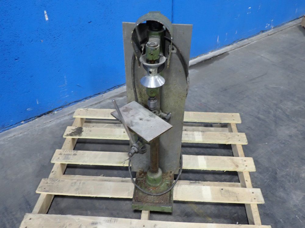 Used Dayton Thread Tapping Machine | HGR Industrial Surplus