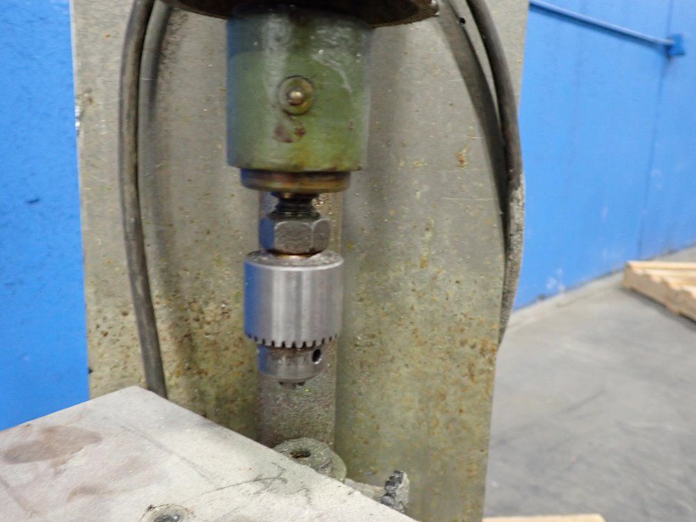 Used Dayton Thread Tapping Machine | HGR Industrial Surplus
