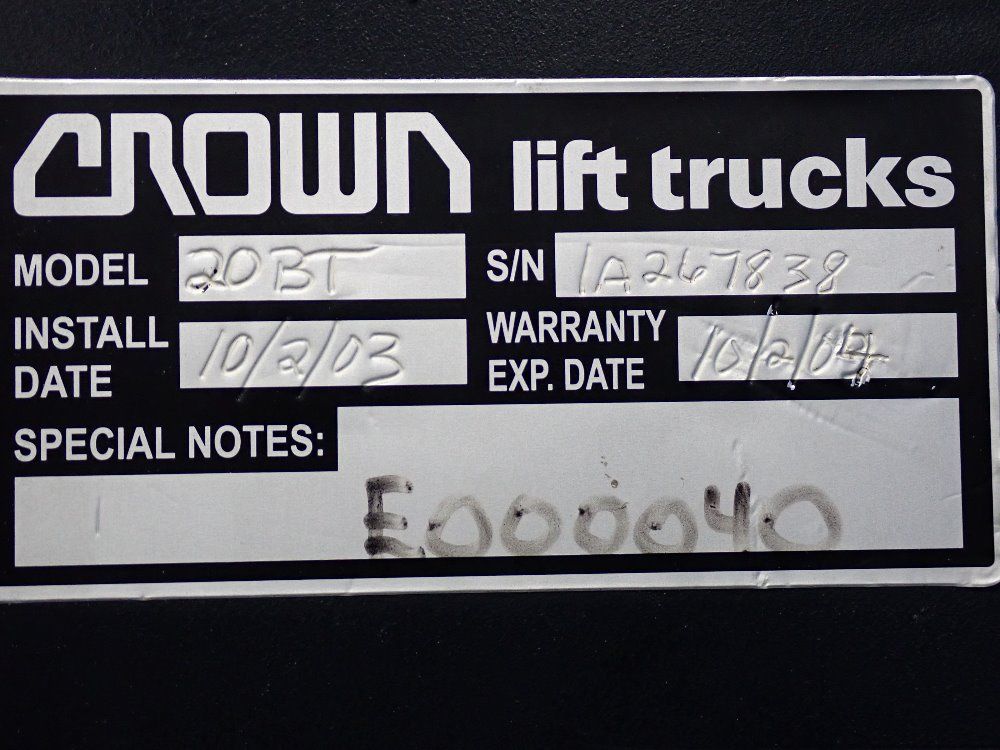 Used Crown 2003 Crown 20bs Electric Straddle Lift | HGR Industrial...