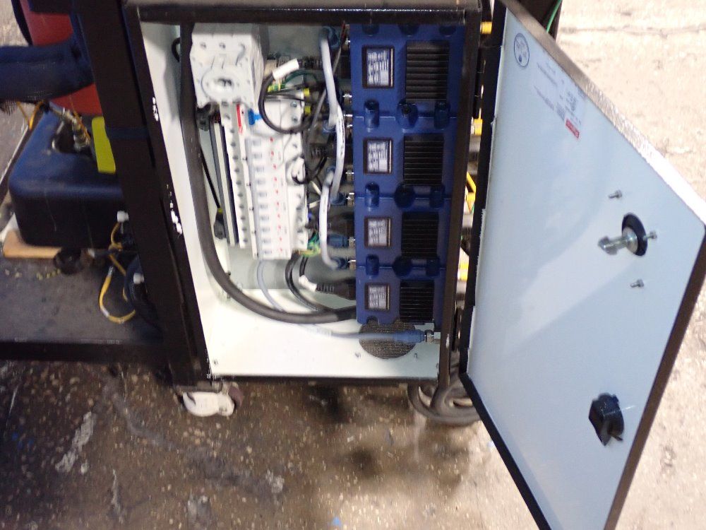 Used Graco Aqua Smart Sensor Potting Machine | HGR Industrial Surplus