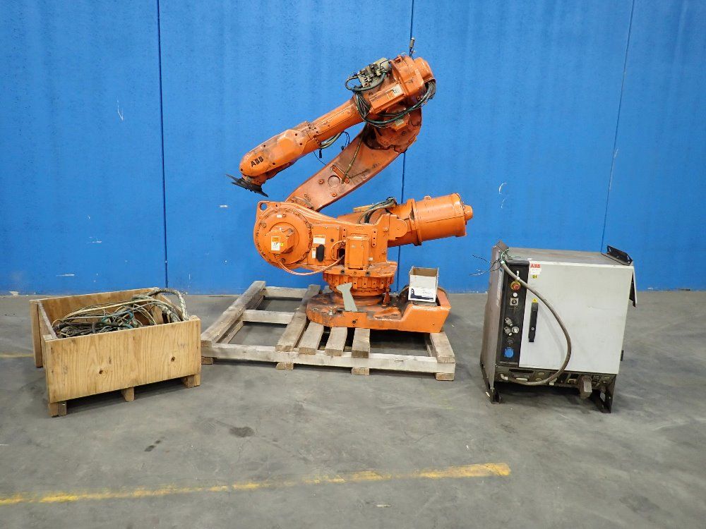 Used ABB 2004 ABB Irb6650s/m2004 Robot & Controller | HGR Industrial...