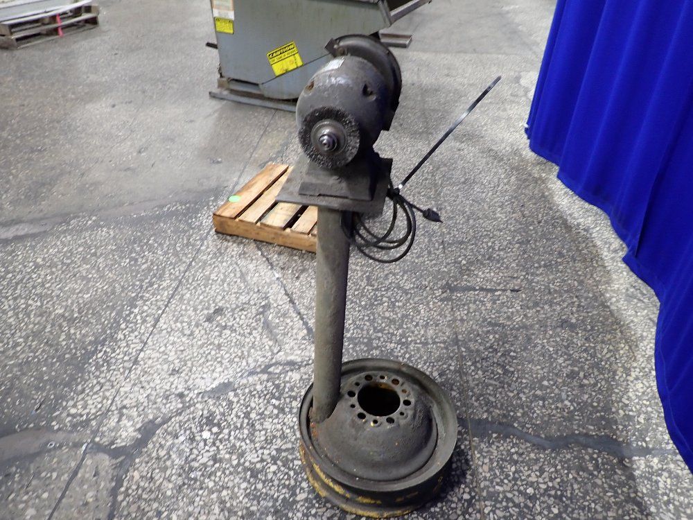 Used Test Rite Pedestal Grinder | HGR*24