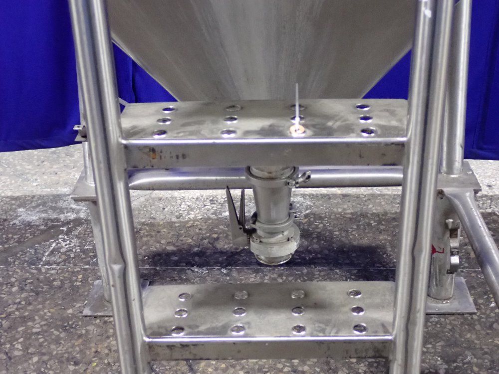 Used Stainless Tank W/steps | HGR Industrial Surplus