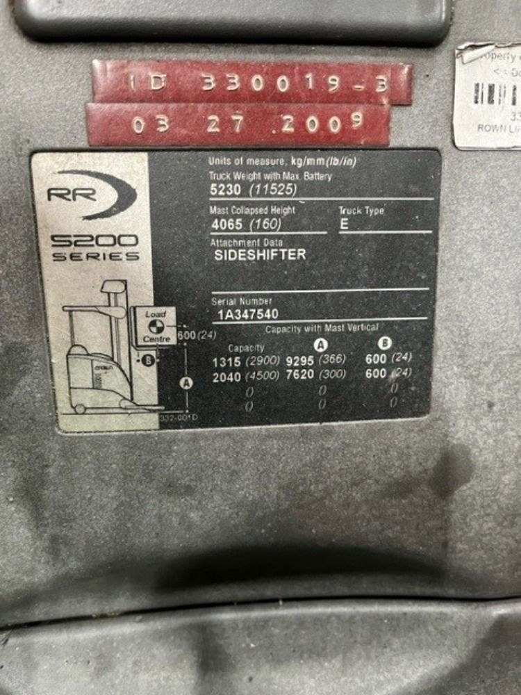 Used Crown Crown Rr 5200 Electric Forklift | HGR Industrial Surplus