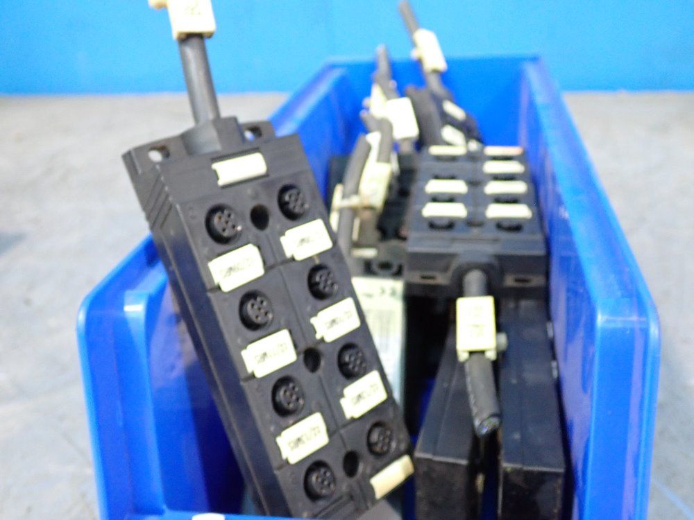 Used Wiring Of The M12 Sockets | HGR Industrial Surplus