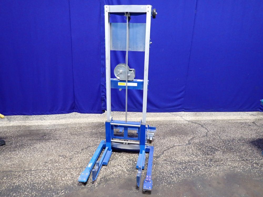 Used Global Industrial Lift | HGR*24