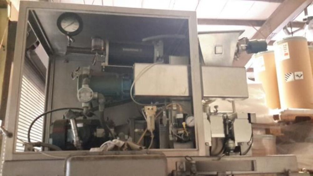 Used Fitzpatrick Fitzpatrick L89 Roller Compactor, Fitz Mill, Screener...