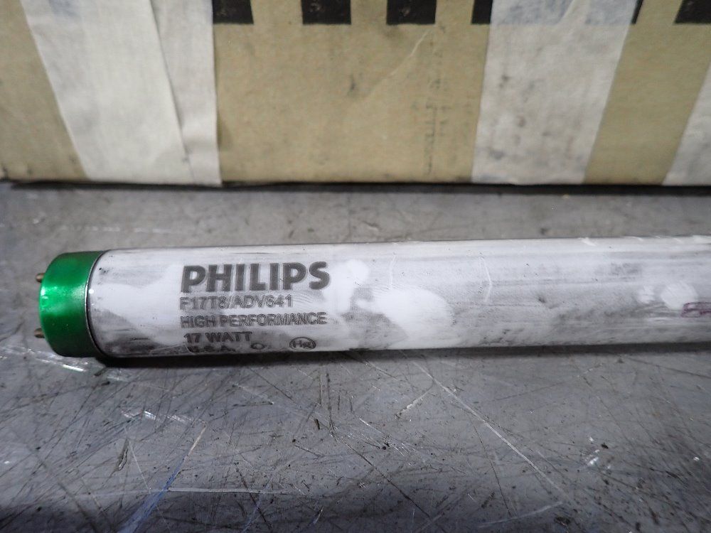 Used Philips Light Bulbs/fixtures | HGR Industrial Surplus
