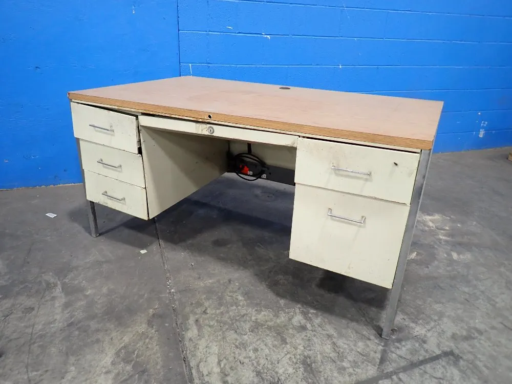 Used Steel Desk | HGR Industrial Surplus
