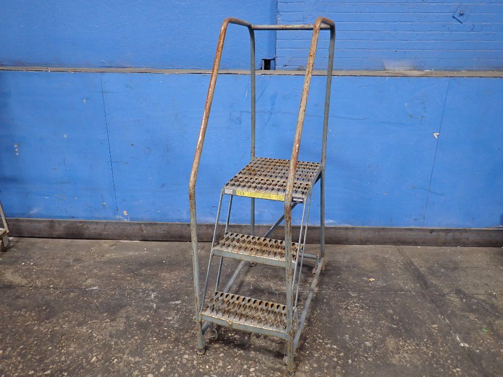 Used Gai Step Ladder | HGR Industrial Surplus