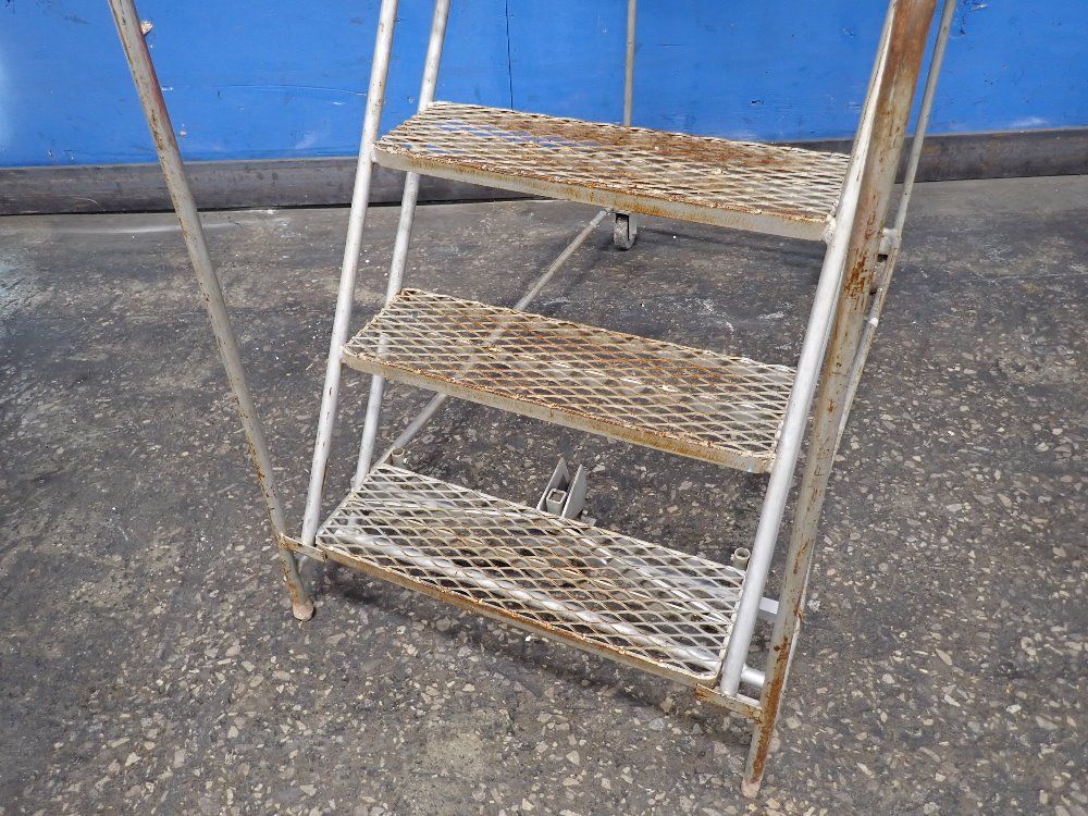 Used Step Ladder | HGR Industrial Surplus