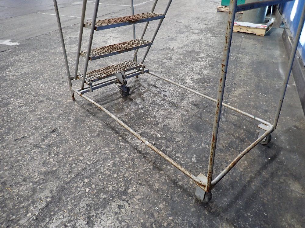 Used Step Ladder | HGR Industrial Surplus