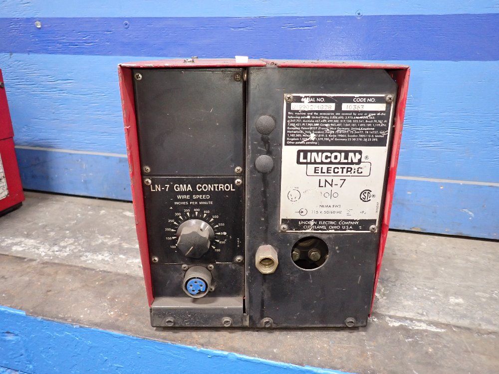 Used Lincolnl Electric Wire Feeder Control | HGR Industrial Surplus