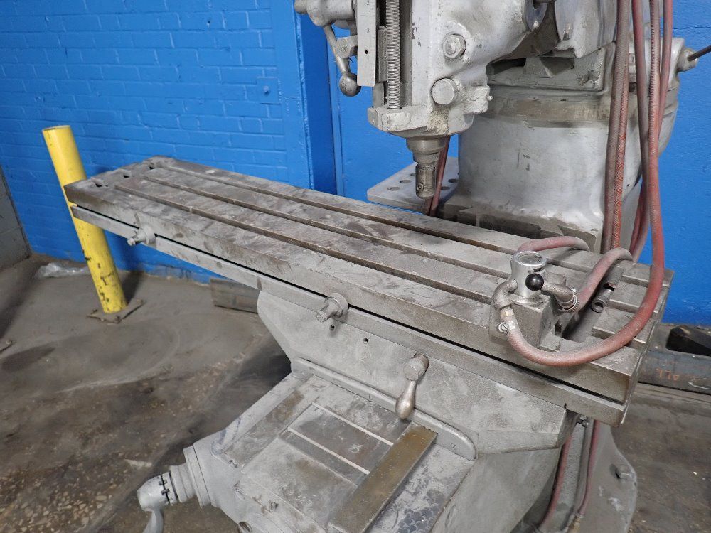 Used Bridgeport Bridgeport 9" X 42" Vertical Mill | HGR*24