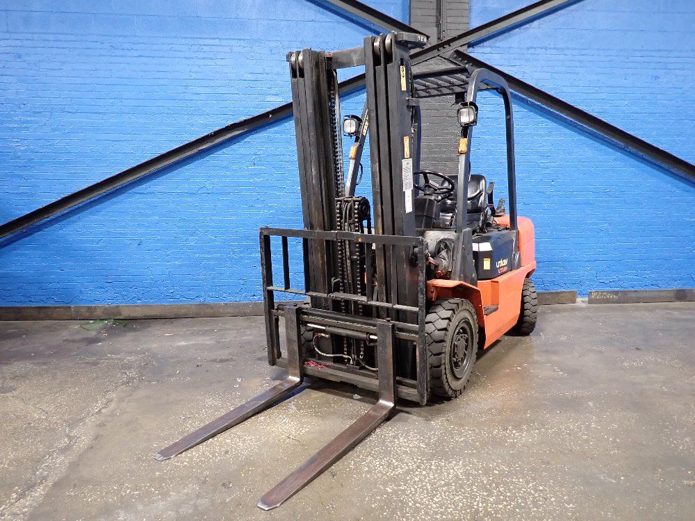 Used Utilev Utilev Ut25p Propane Forklift | HGR*24