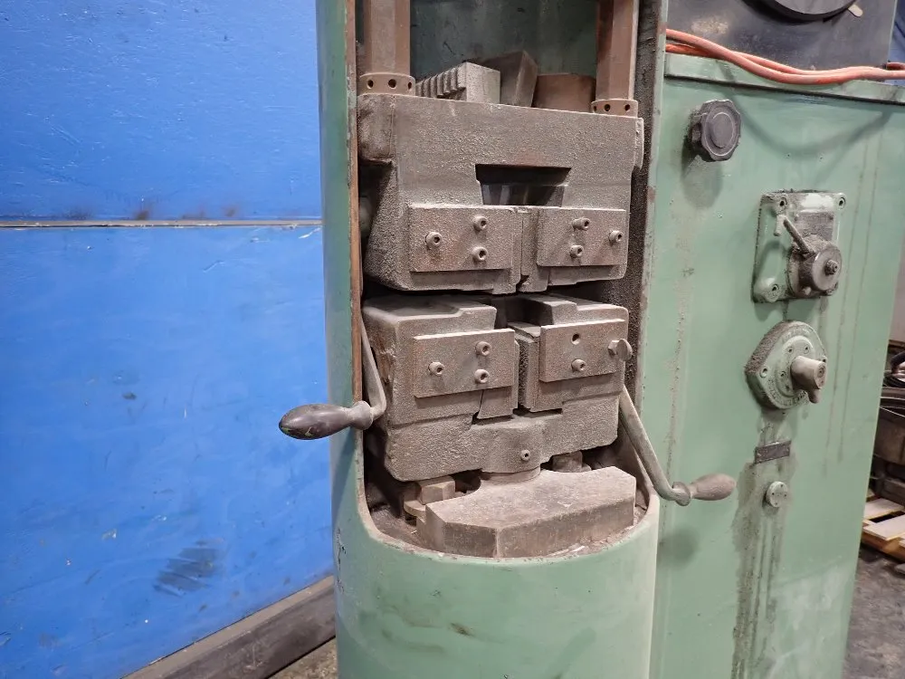 Used Baldwin Universal Testing Machine | HGR*24