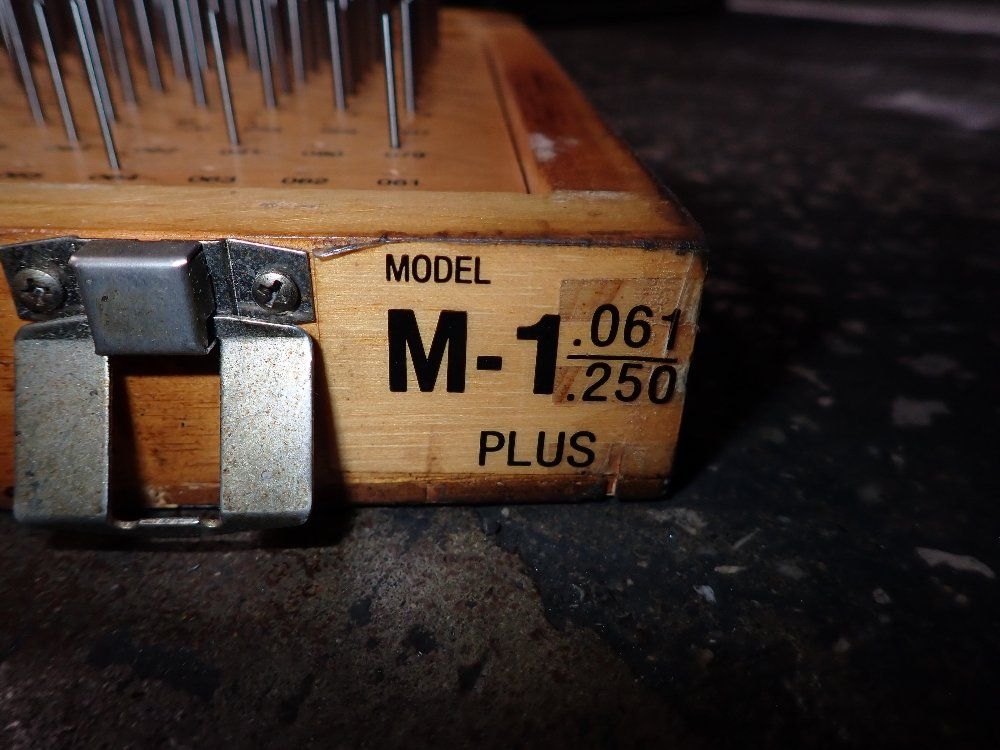 Used Meyer Gauge Set | HGR*24