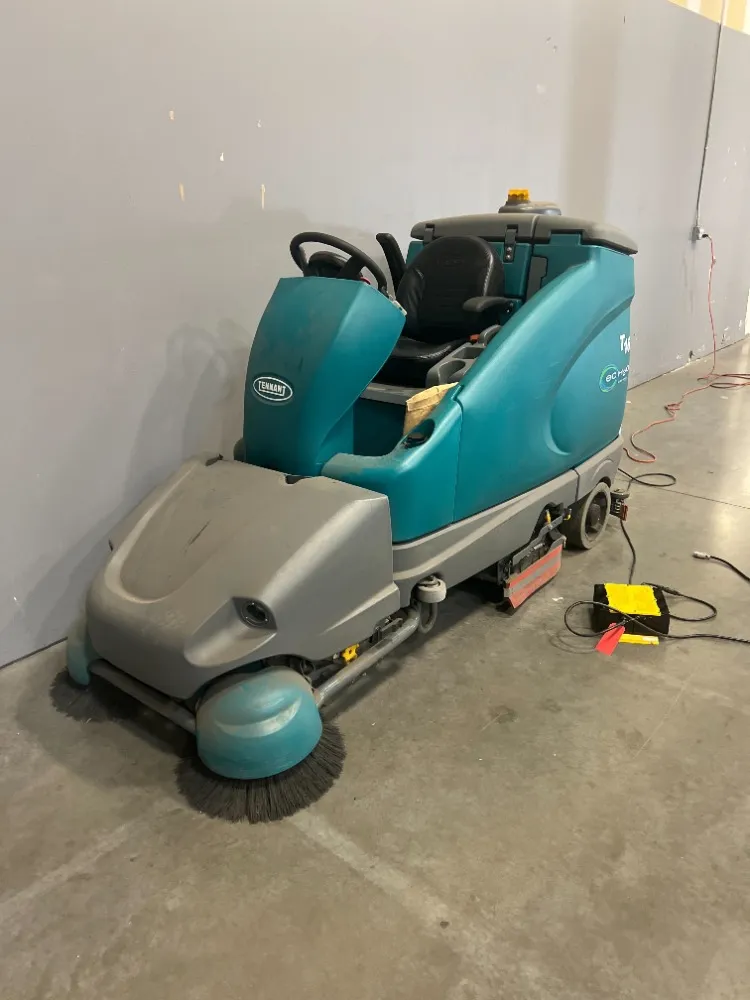 Used Tennant 2020 Tennant T16 Scrubber | HGR Industrial Surplus