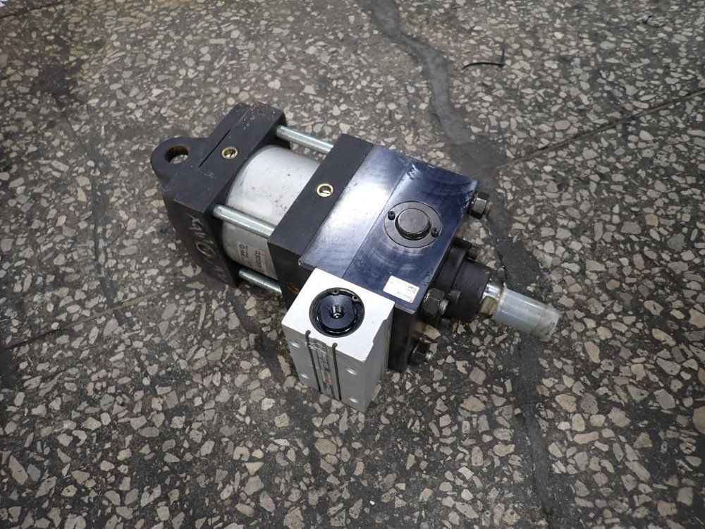 Used Smc Cylinder W/locking Mechanism | HGR*24