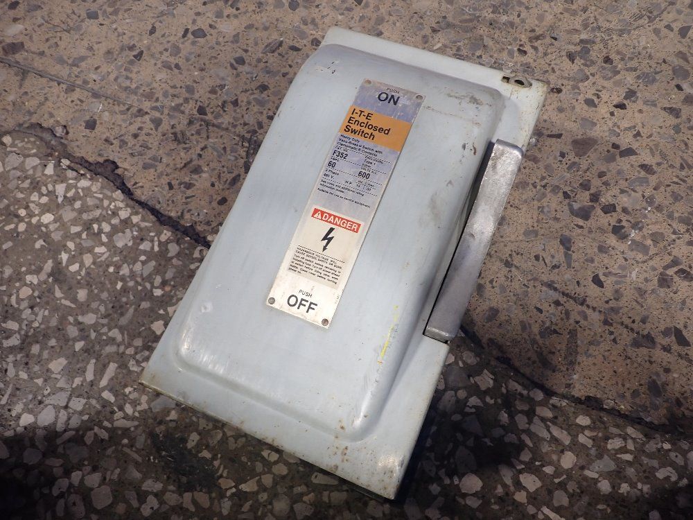 Used Ite Fusible Disconnect | HGR Industrial Surplus