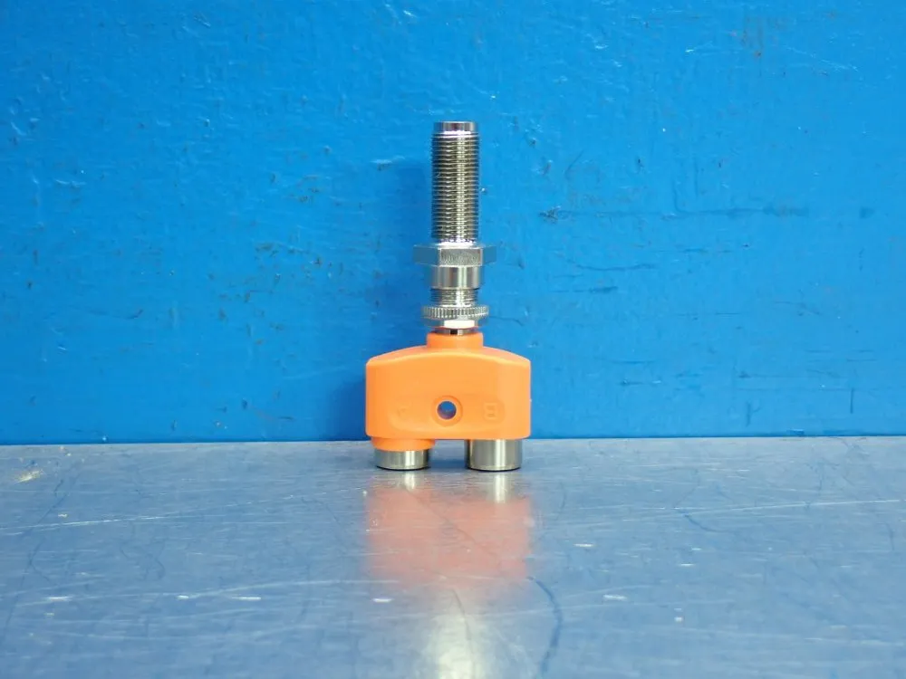 Used Ifm Ebc114 Y Splitter 2x M12 Male To M12 Female | HGR*24