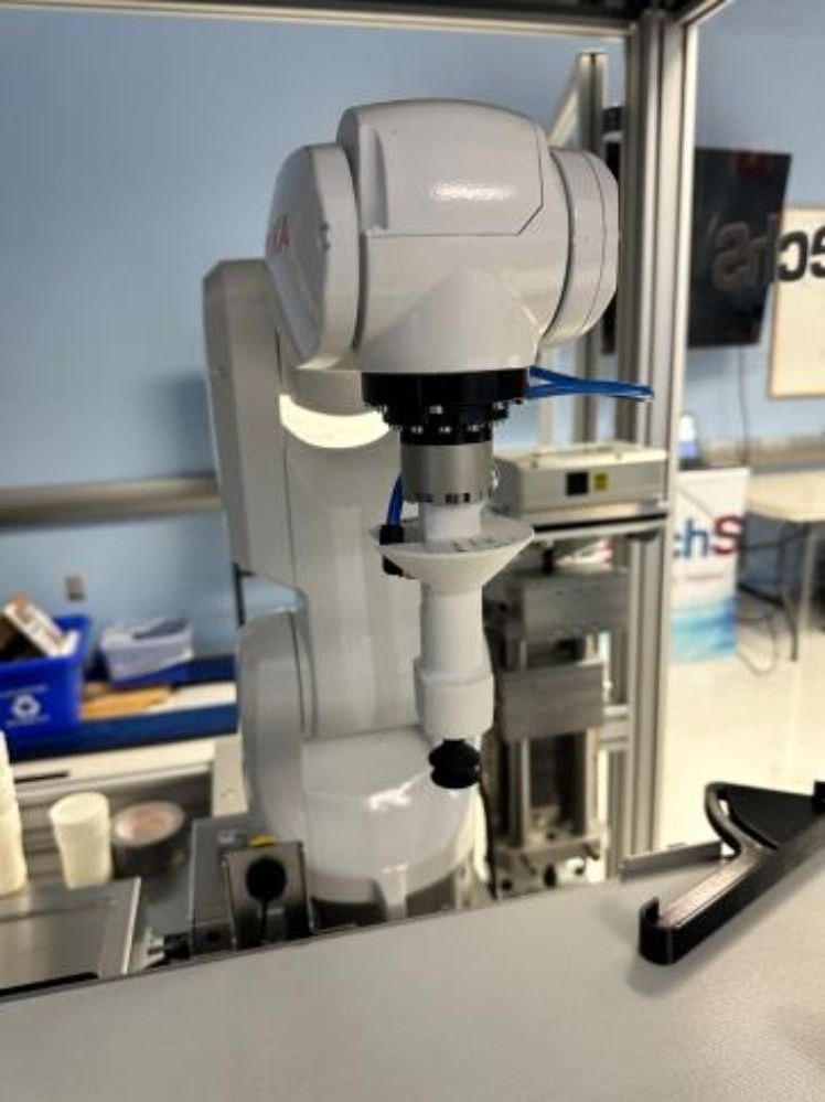 Used Kuka 2020 Kuka Kr 3 R540/sel Robot W/ Control & Pendant | HGR...