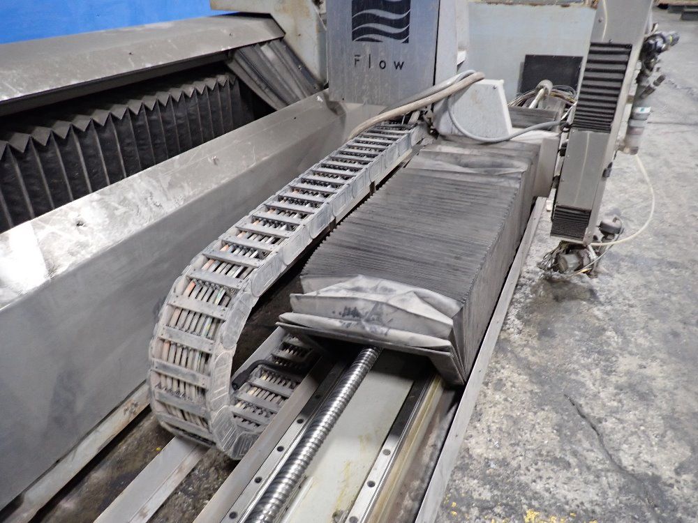 Used Flow Flow Wmc-2 Waterjet System W Intensifier | HGR Industrial...