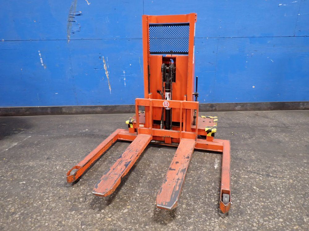 Used Lee Engineering Straddle Lift | HGR Industrial Surplus